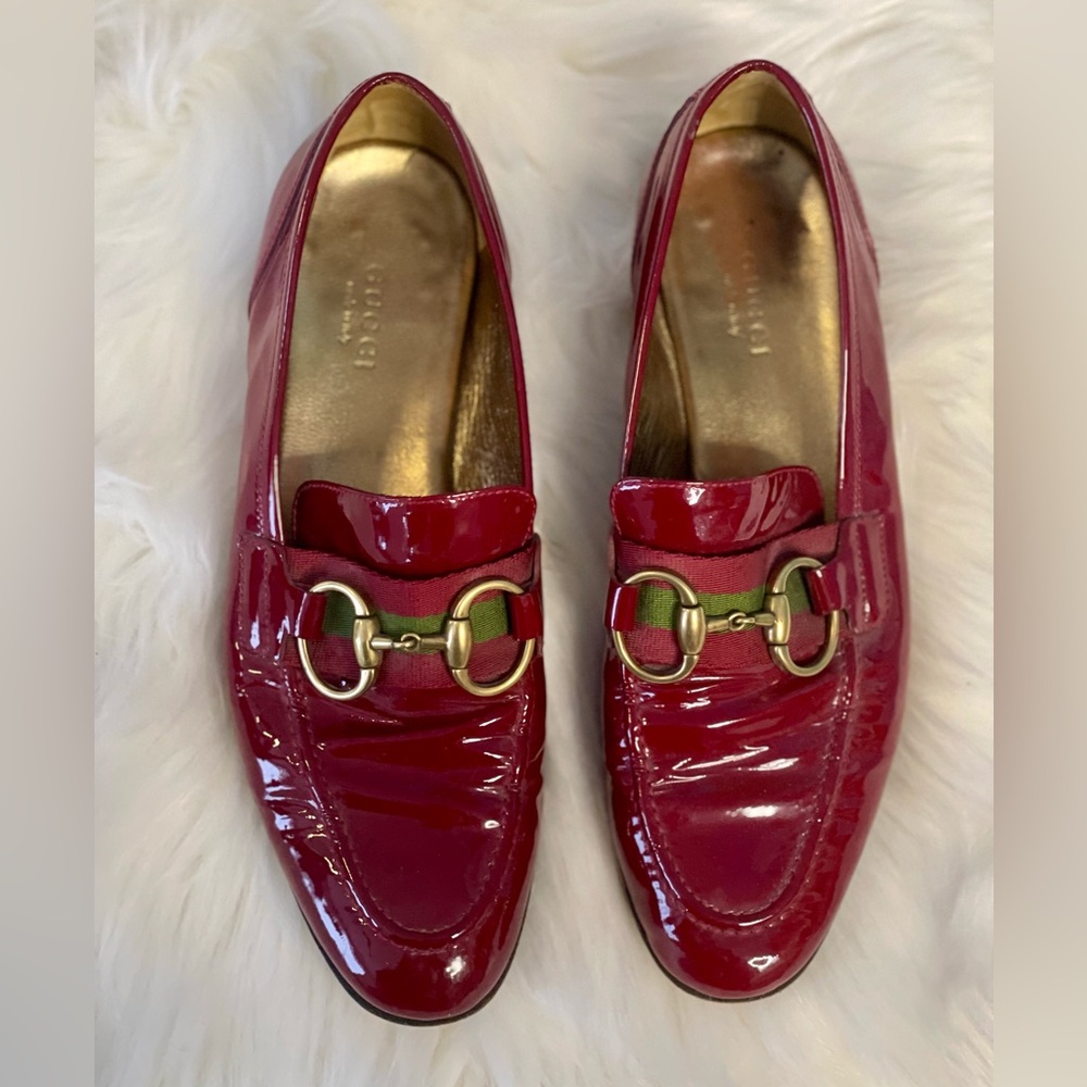 100% Authentic Gucci Red Patent Leather Loafer Size 6 - Gem